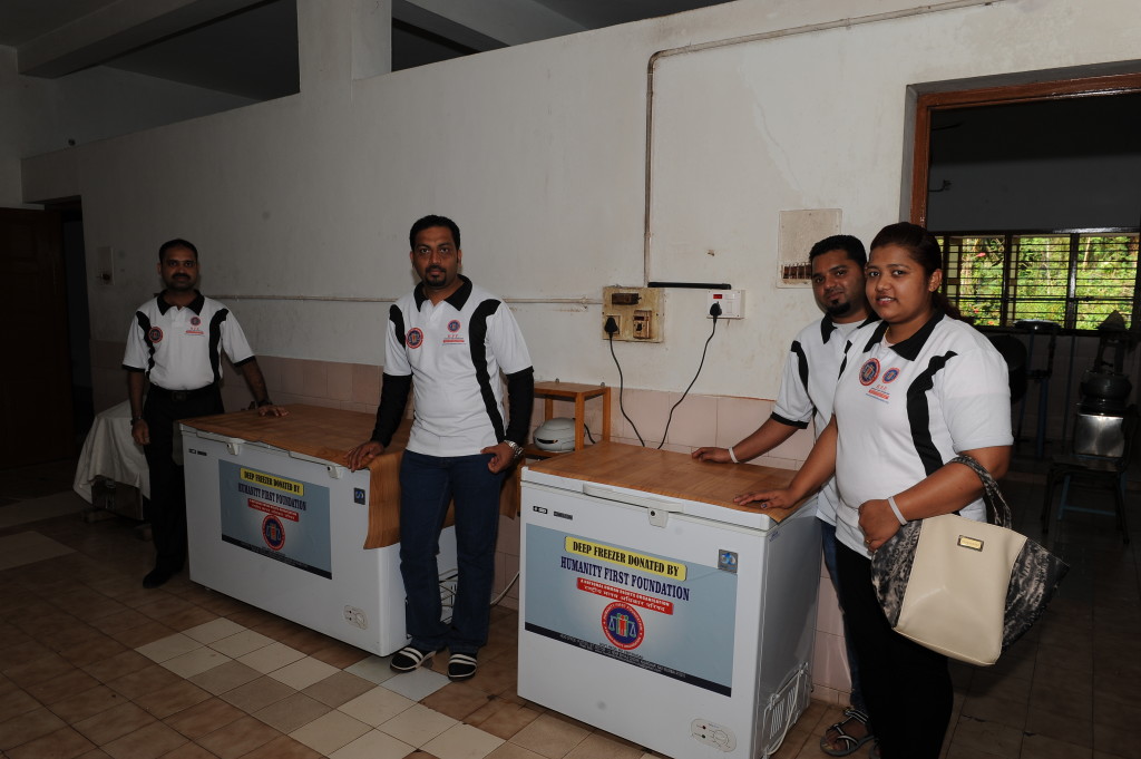 Muscat Humanity First Foundation(HFF) spreads joy among seniors in ...